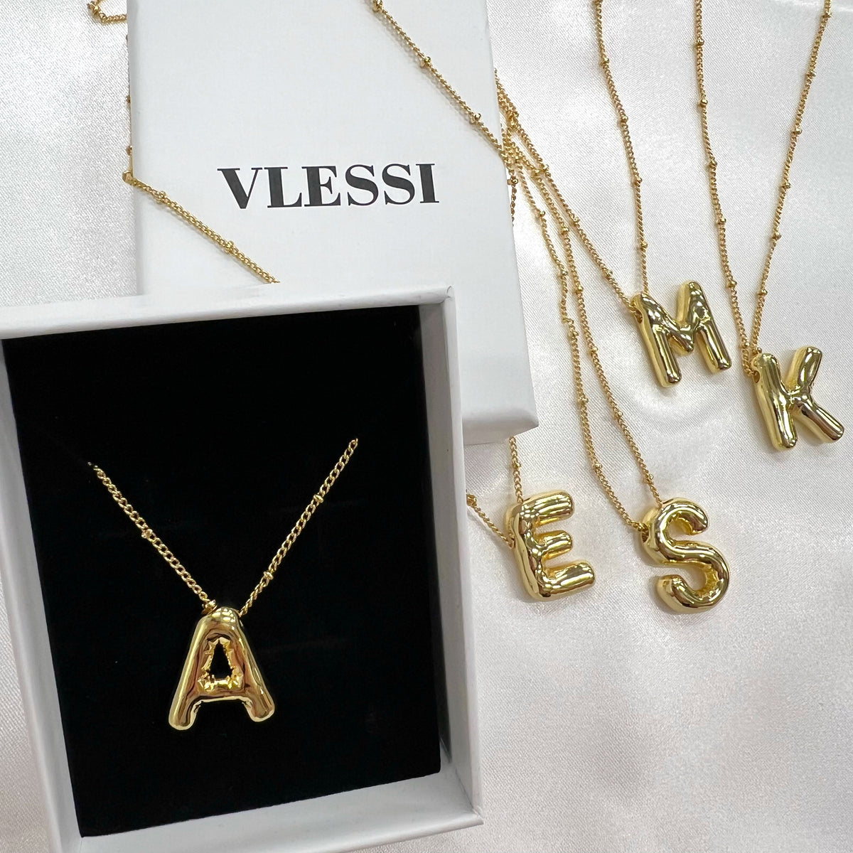 Balloon Alphabet Pendant '18k Gold Plated' – Vlessi